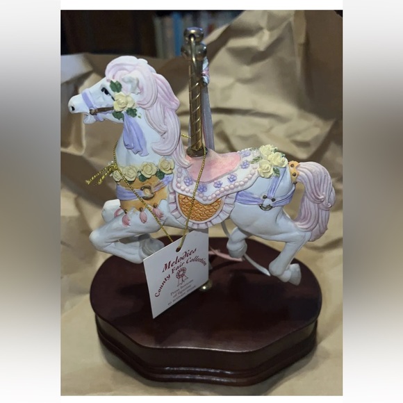 Heritage House | Art | Heritage House Carousel Horse Melodies County ...